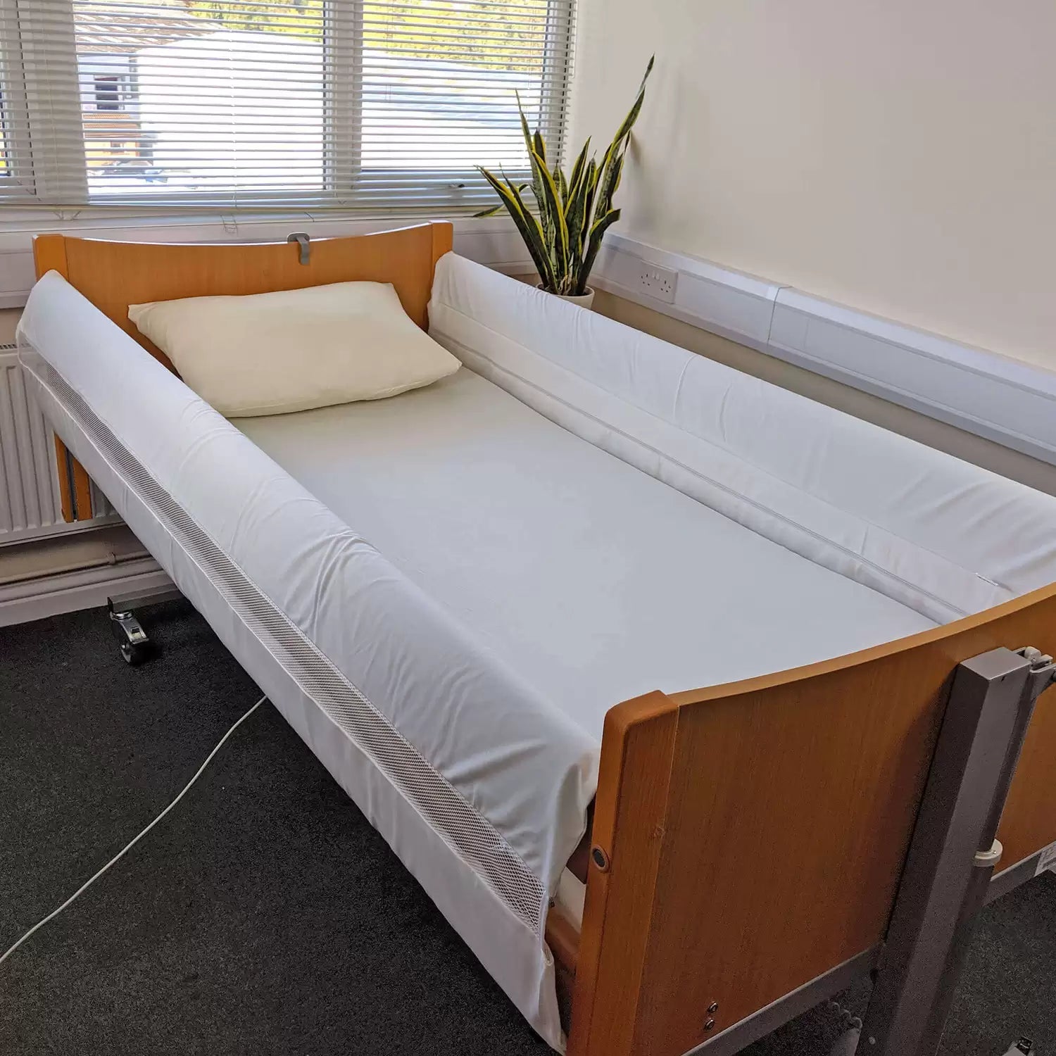 Full Length Mesh Bed Rail Protectors 87cm x 195cm – Care-Supplies